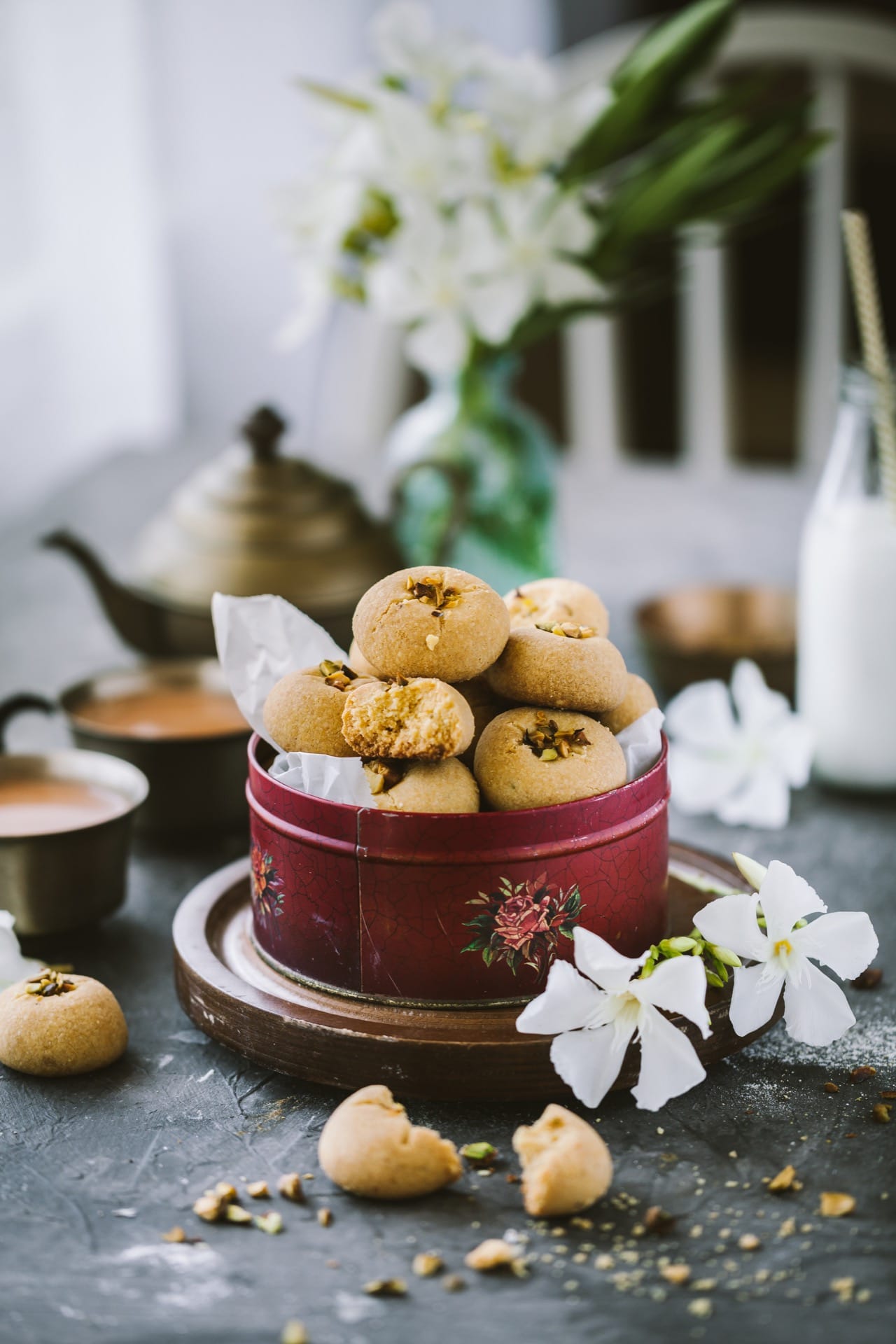 Nankhatai - EGGLESS cardamom shortbread cookies - Playful Cooking