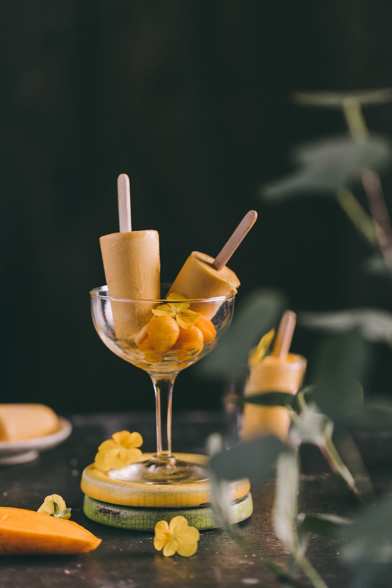 Mango Kulfi - EGGLESS Mango Popsicle VIDEO \ Playful Cooking
