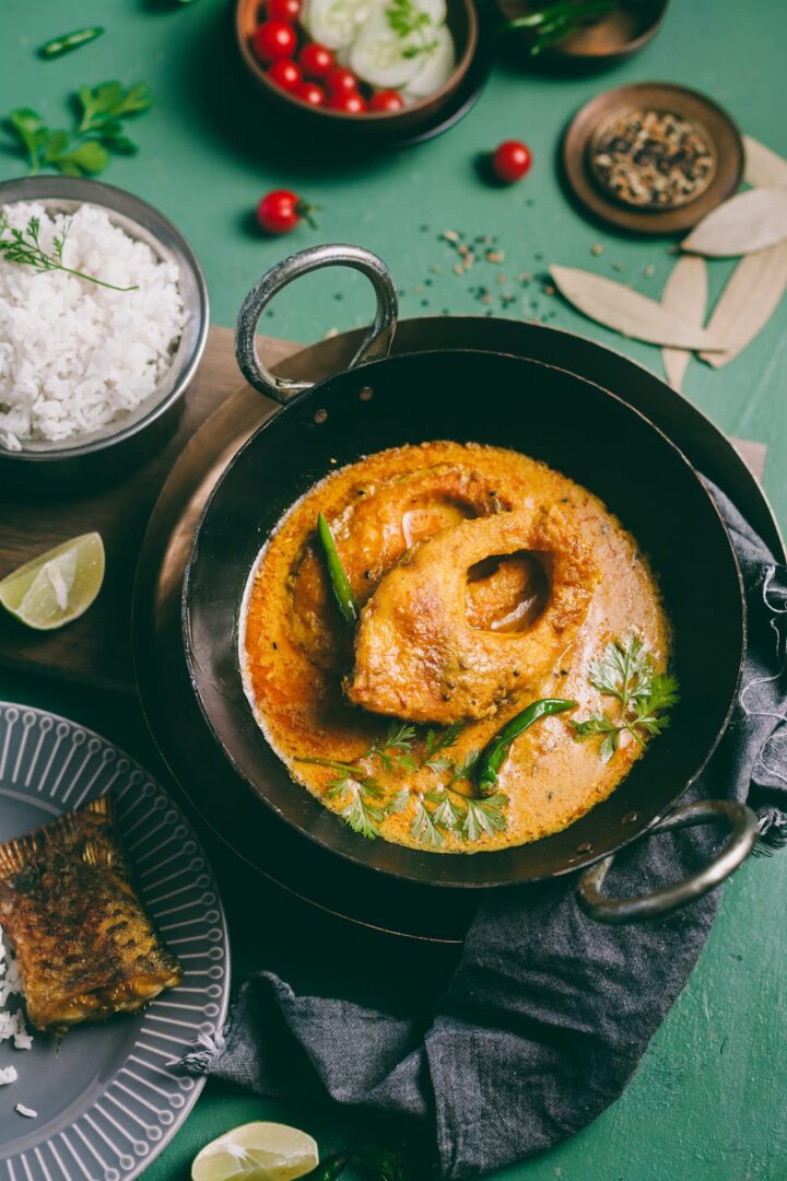 Doi Maach (Fish in Yogurt Gravy) with VIDEO | Playful Cooking